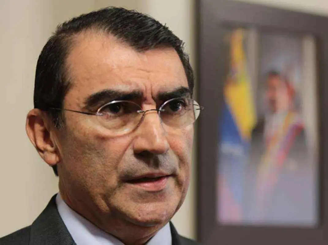 Lucas Rincón: de anunciar la renuncia de Chávez a ser el enlace entre ...